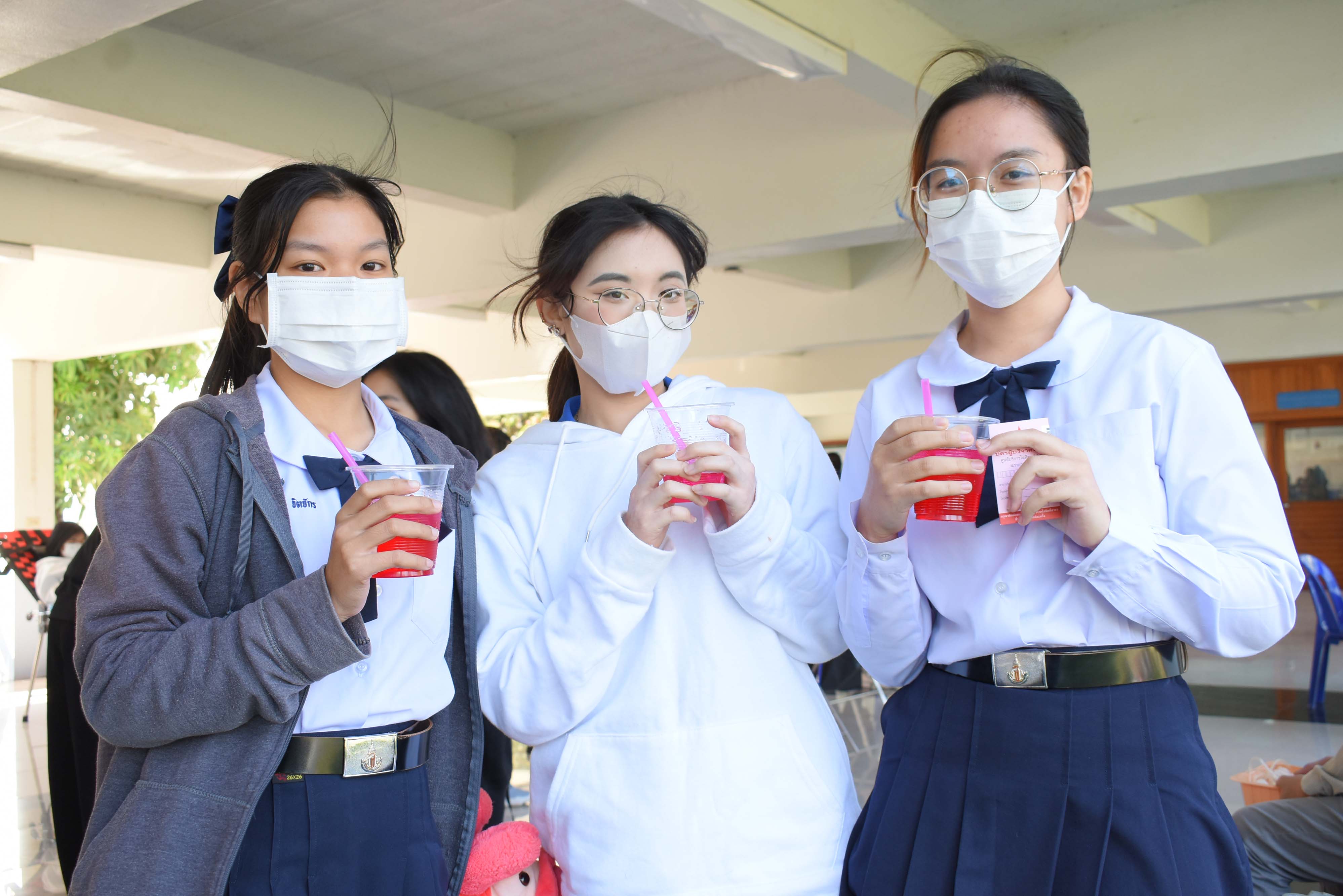 คณะครู บุคลากร และนักเรียนร่วมบริจาคโลหิตและอวัยวะกับหน่วยรับบริจาคสภา ...