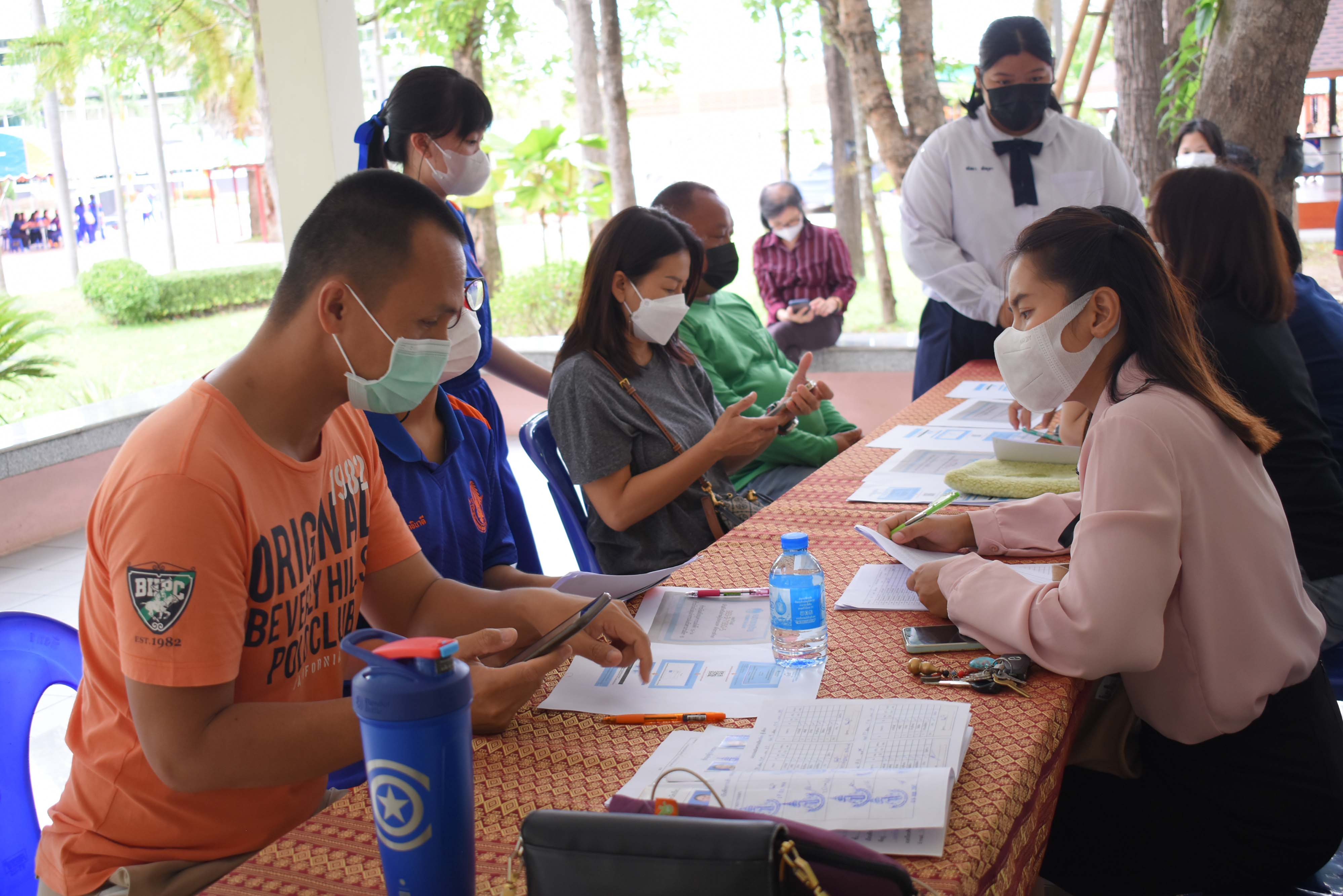 บรรยากาศการรับนักเรียนเข้าเรือนพักนักเรียนประจำ ภาคเรียนที่ 1 ปี ...