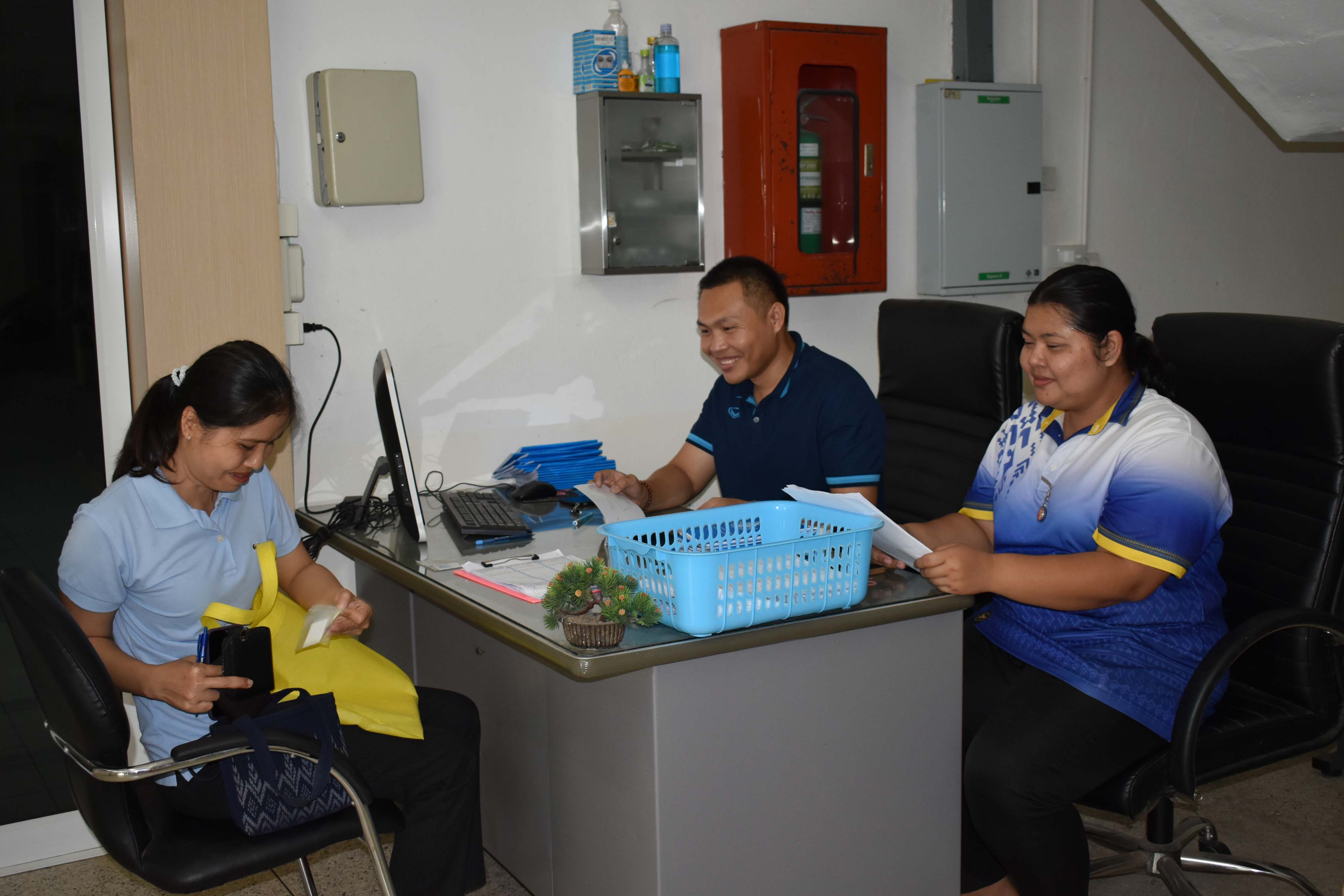 บรรยากาศการรายงานตัวเข้าเรือนพักนอนนักเรียนประจำ ภาคเรียนที่ 1 ปี ...