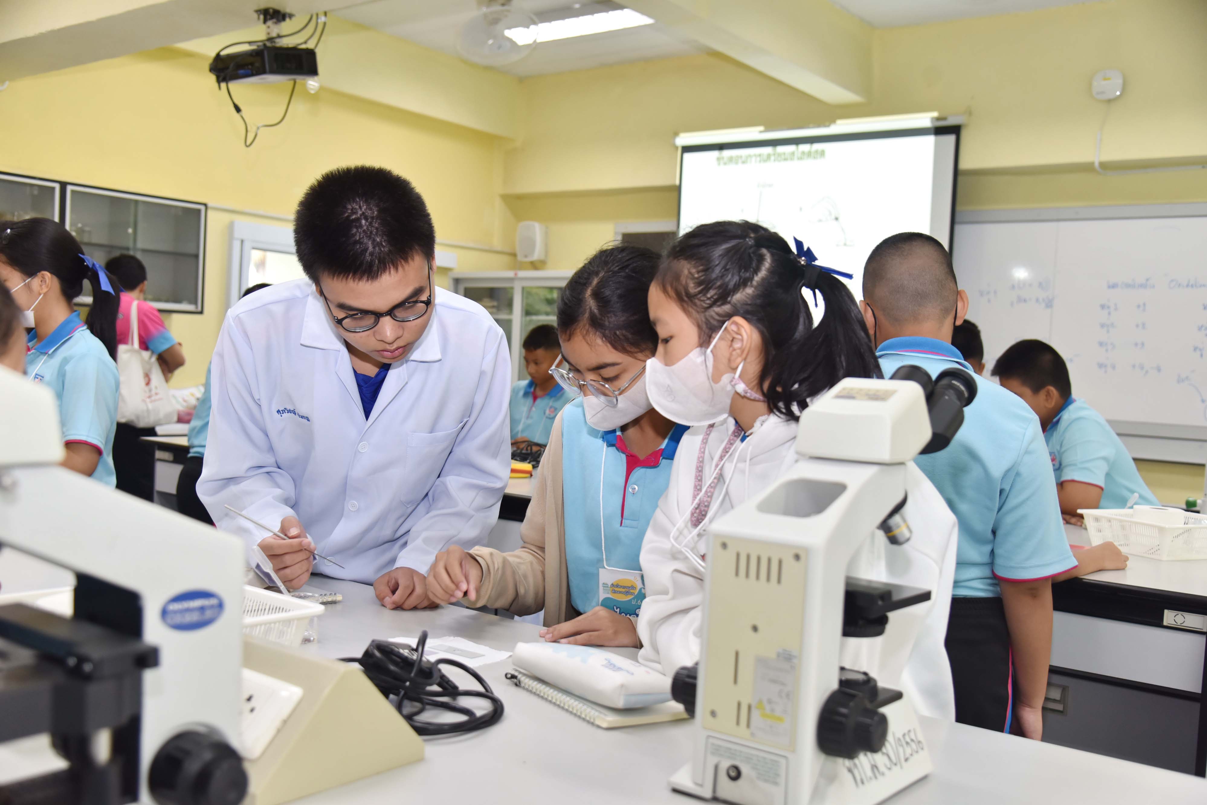 กิจกรรมค่ายบริการวิชาการการฝึกทักษะปฏิบัติการทางวิทยาศาสตร์ สำหรับ ...