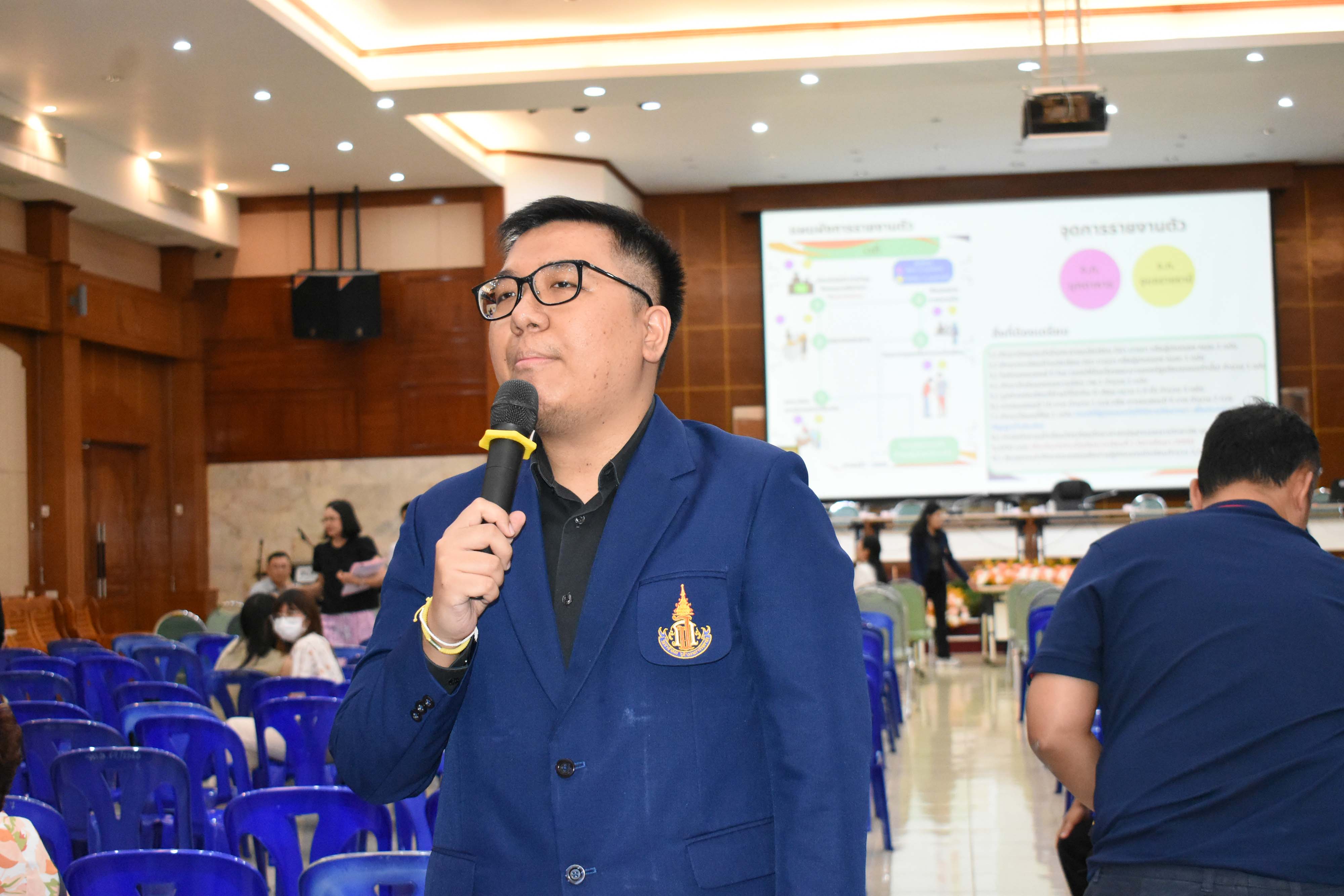 บรรยากาศการรับรายงานตัว มอบตัวและทําสัญญาการเป็นนักเรียนระดับชั้น ...